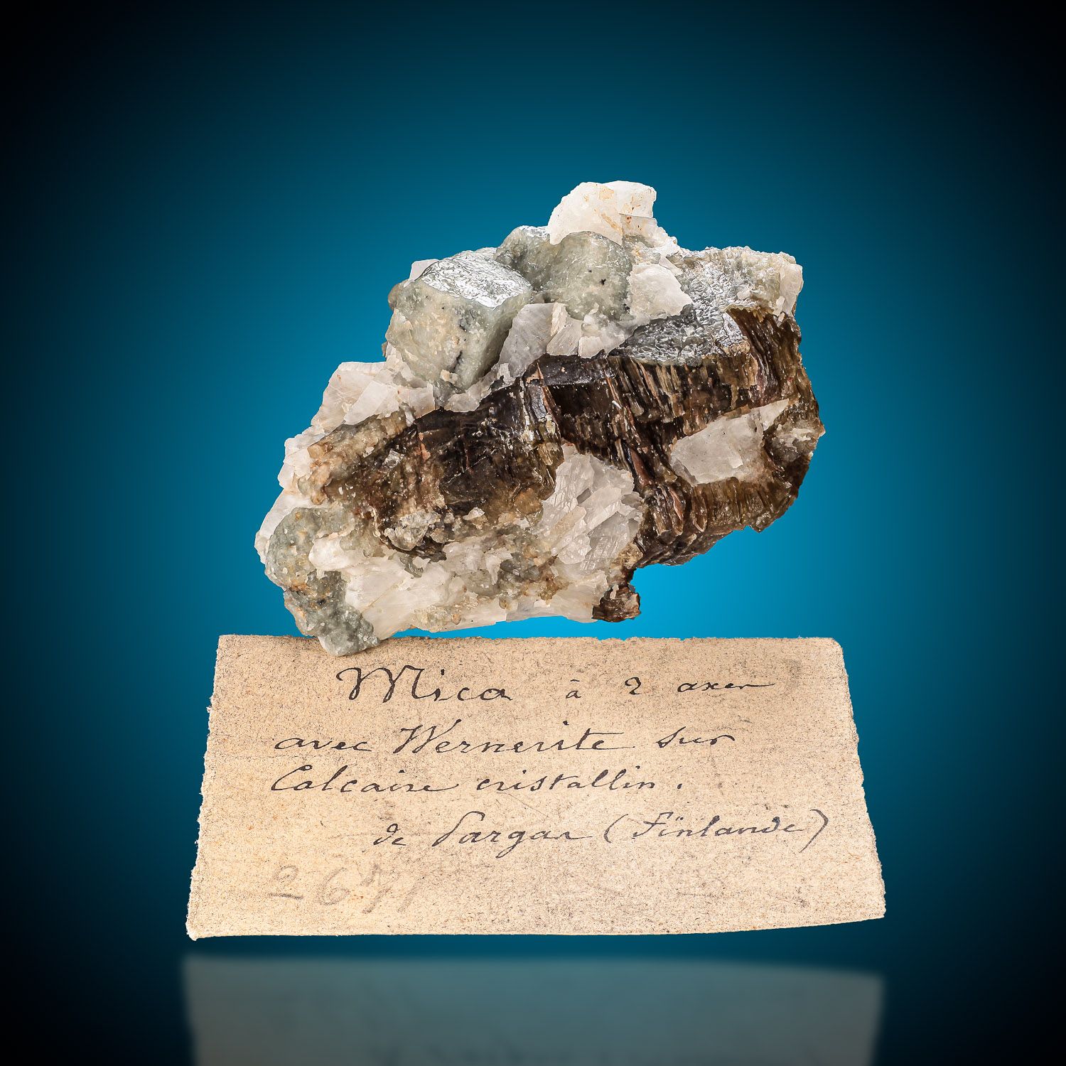 Wendel-Minerals | Item: 2421 - Scapolite-Pargas | Finland