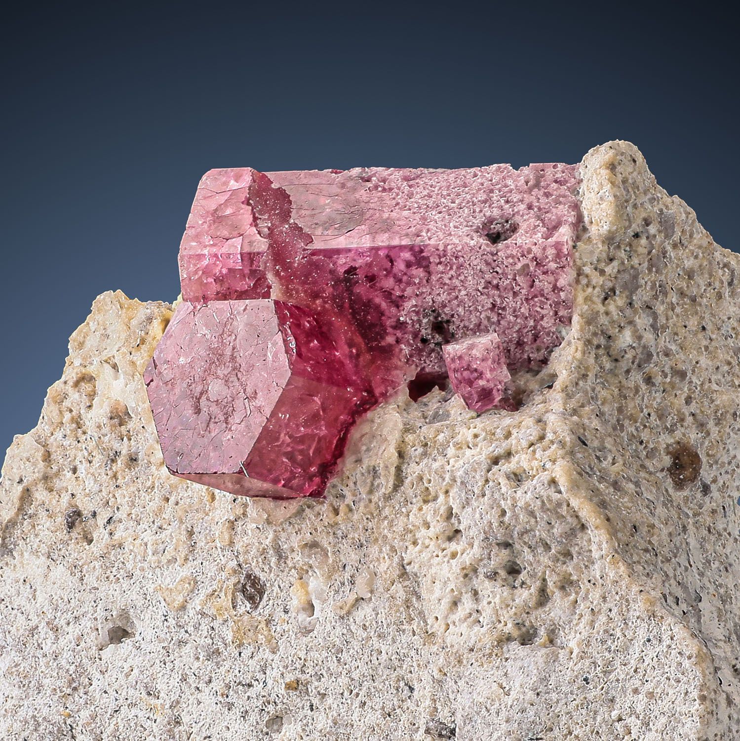 Wendel-Minerals | Item: 2509 - Beryl-Ruby Violet Claims | Thomas Range ...