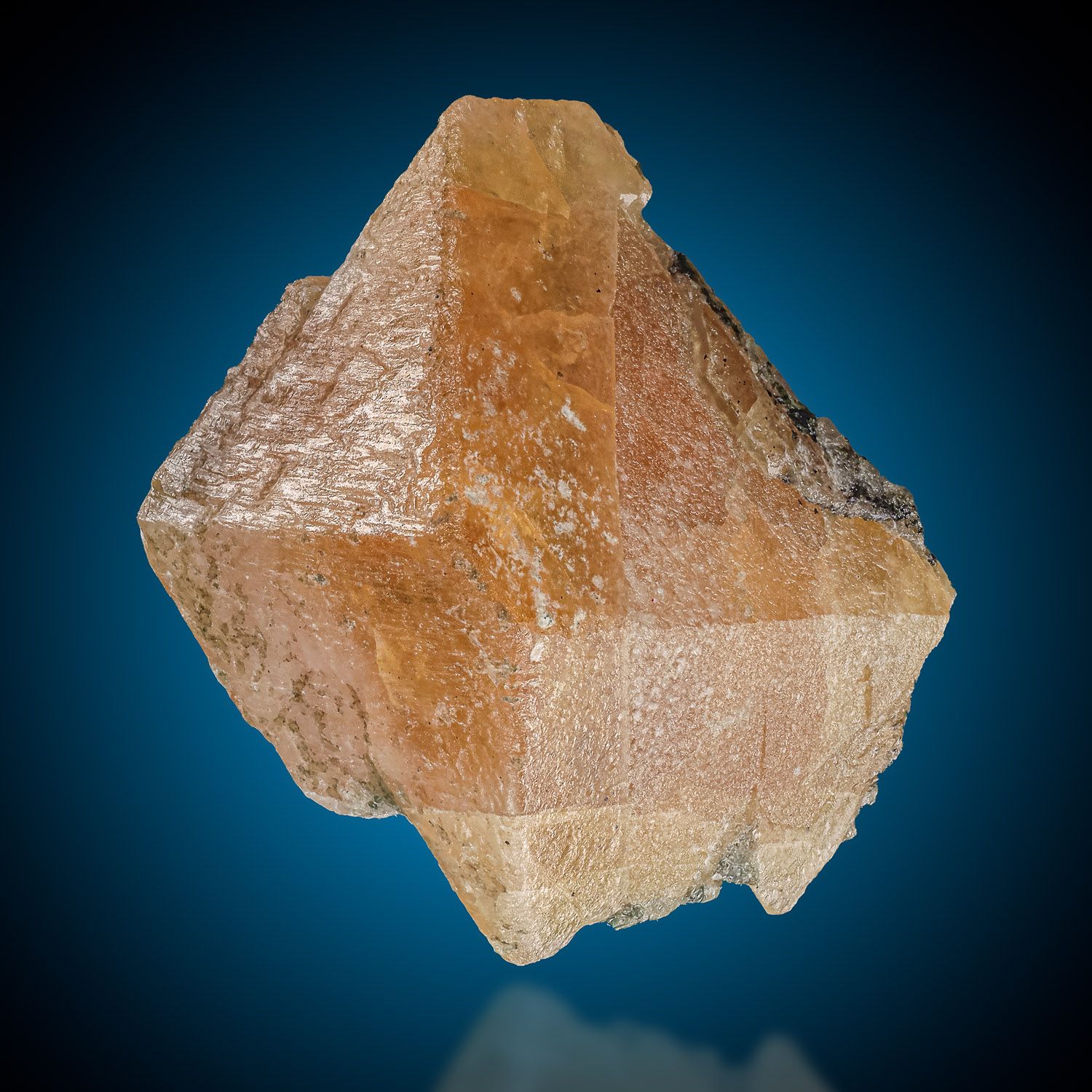 Wendel-Minerals | Item: 2768 - Scheelite-Traversella | Torino Region ...