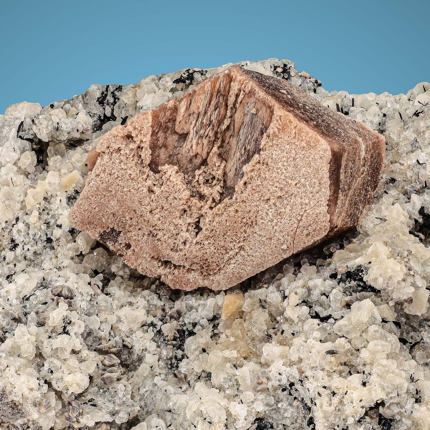 Wendel-Minerals | Item: 939 - Bastnasite-(Ce)-Zagi Mts. | Peshawar ...