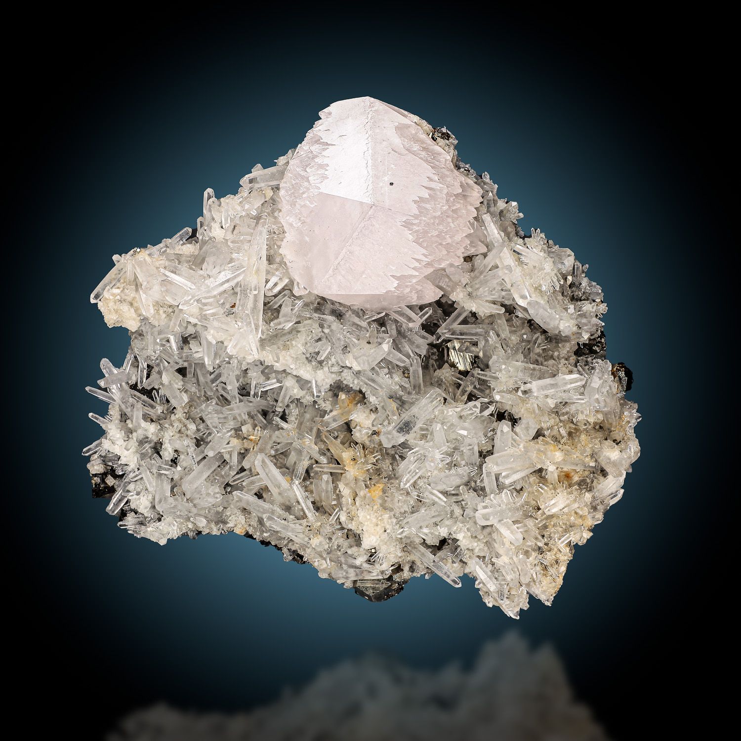 Wendel-Minerals | Item: 2187 - Calcite-Casapalca | Huarochiri Province ...