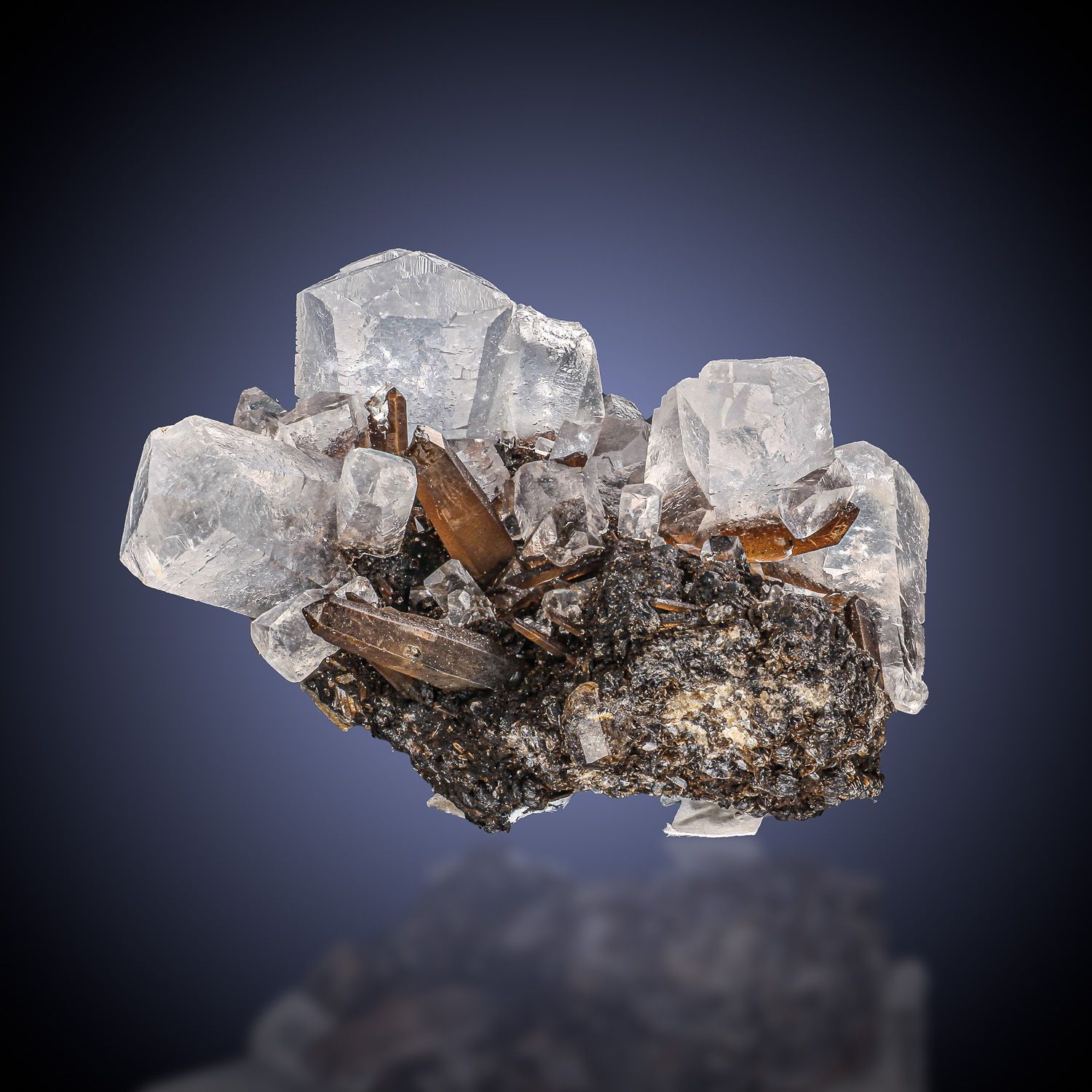 Wendel-Minerals | Item: 2189 - Calcite-Gotthard Highway Tunnel | Amsteg ...