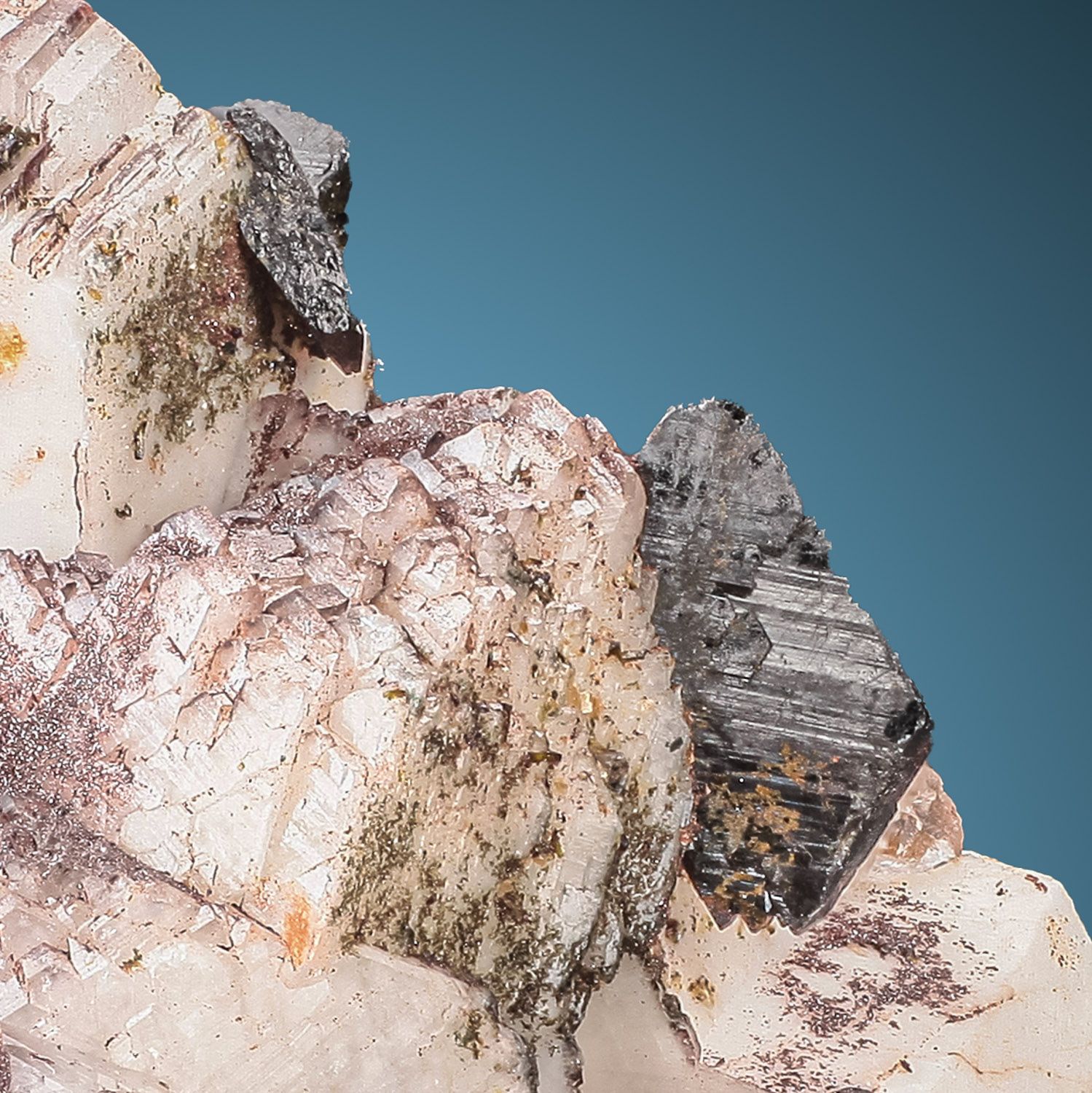 Wendel-Minerals | Item: 4627 - Babingtonite-Oltrefiume | Baveno ...