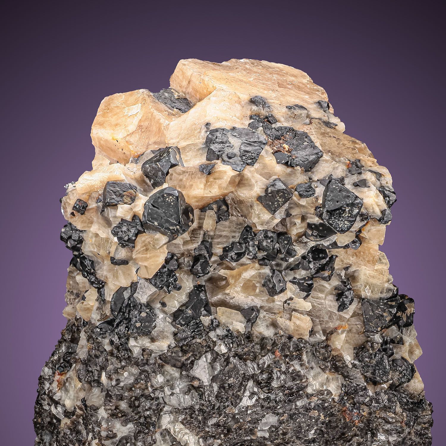 Wendel-Minerals | Item: 4797 - Pleonaste-Amboasary Sud District | Anosy ...