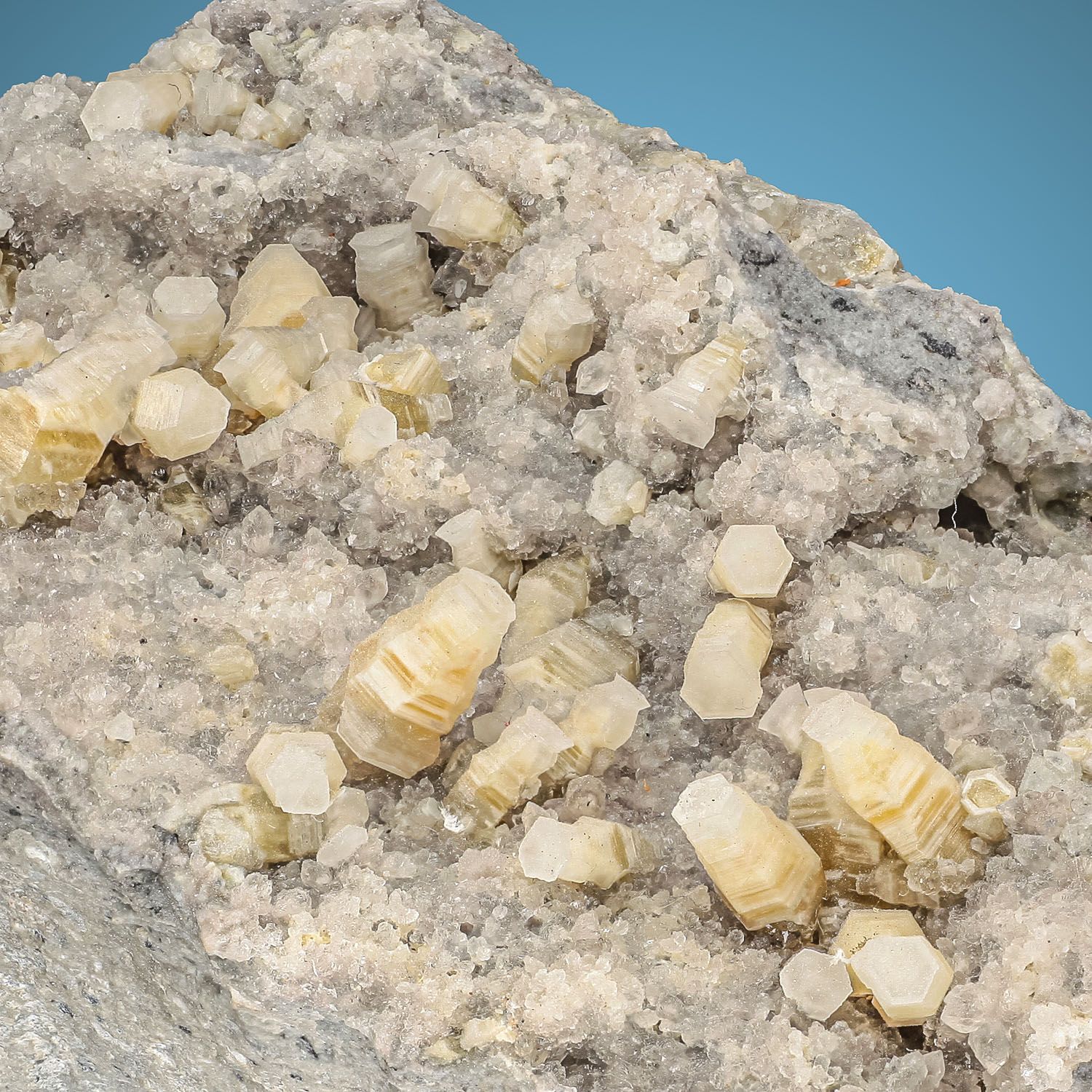 Wendel-Minerals | Item: 3526 - Weloganite-Francon Quarry | Montréal ...