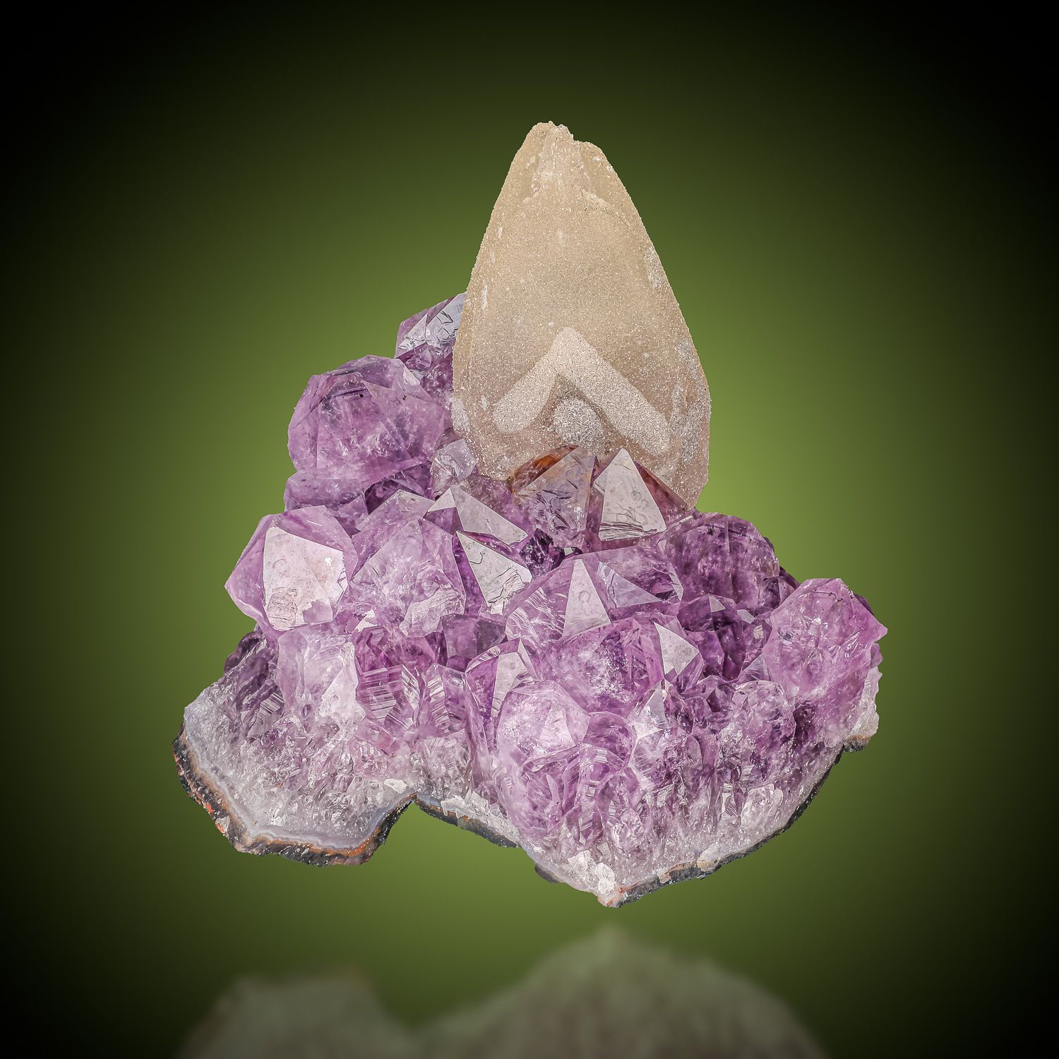 Wendel-Minerals | Item: 3730 - Calcite-Iraí | Rio Grande do Sul | Brazil