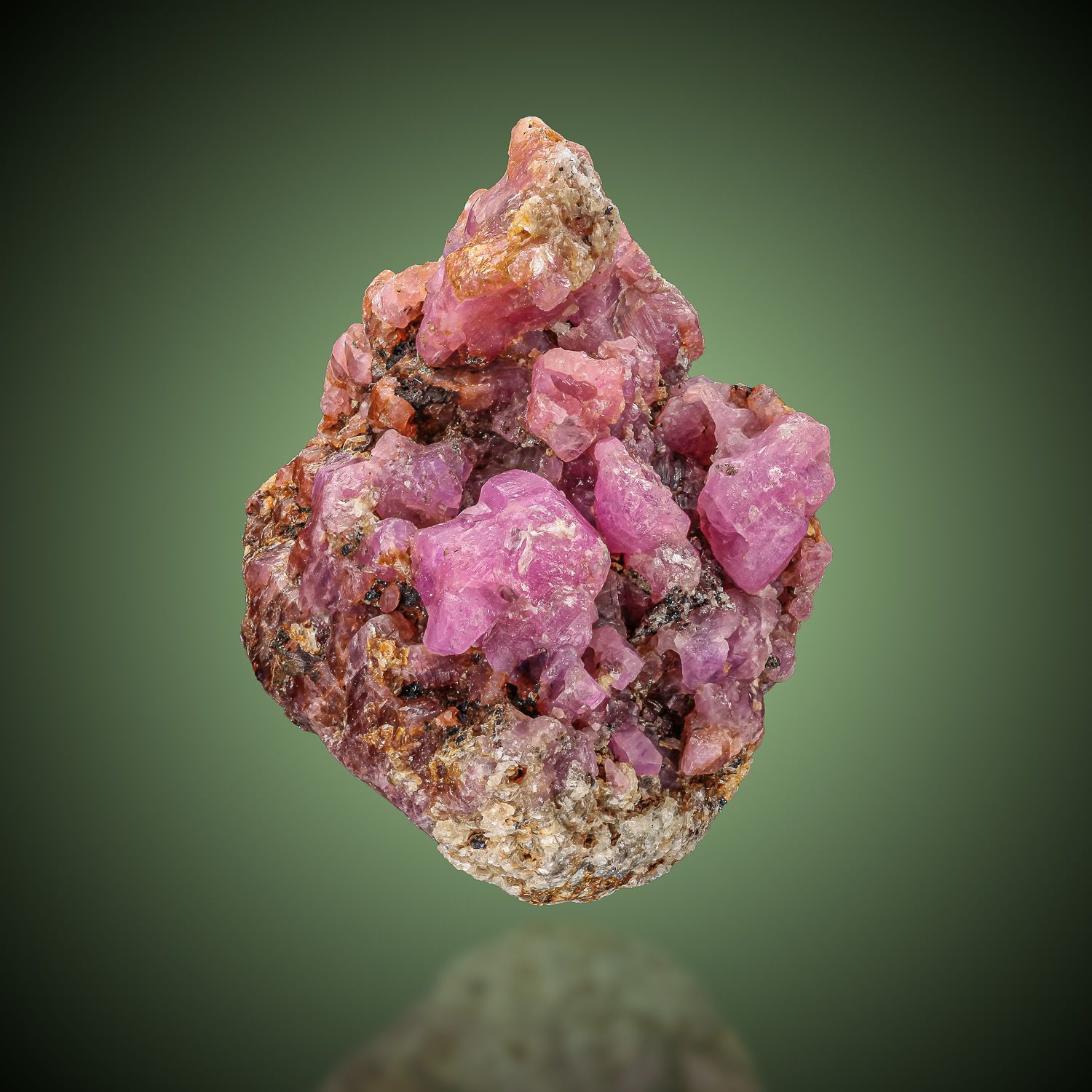 Wendel-Minerals | Item: 5542 - Ruby-Sivec Marble Quarries | Prisad ...